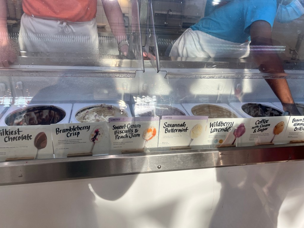 Must Try Ice Cream Shops In Atlanta - Peach Twists